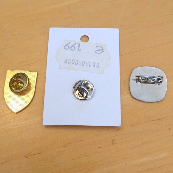 Vintage | Jewelry | Vintage Travellers Pin Collection Brazil Seton Hill ...